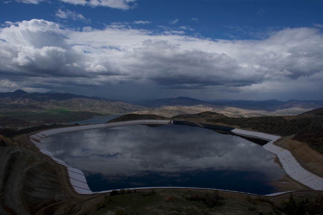 A Kurdish Photographer Records the Brutal Transformation of the Rivers ...