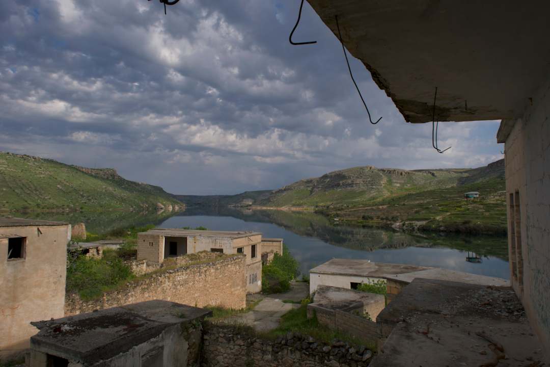 A Kurdish Photographer Records the Brutal Transformation of the Rivers ...