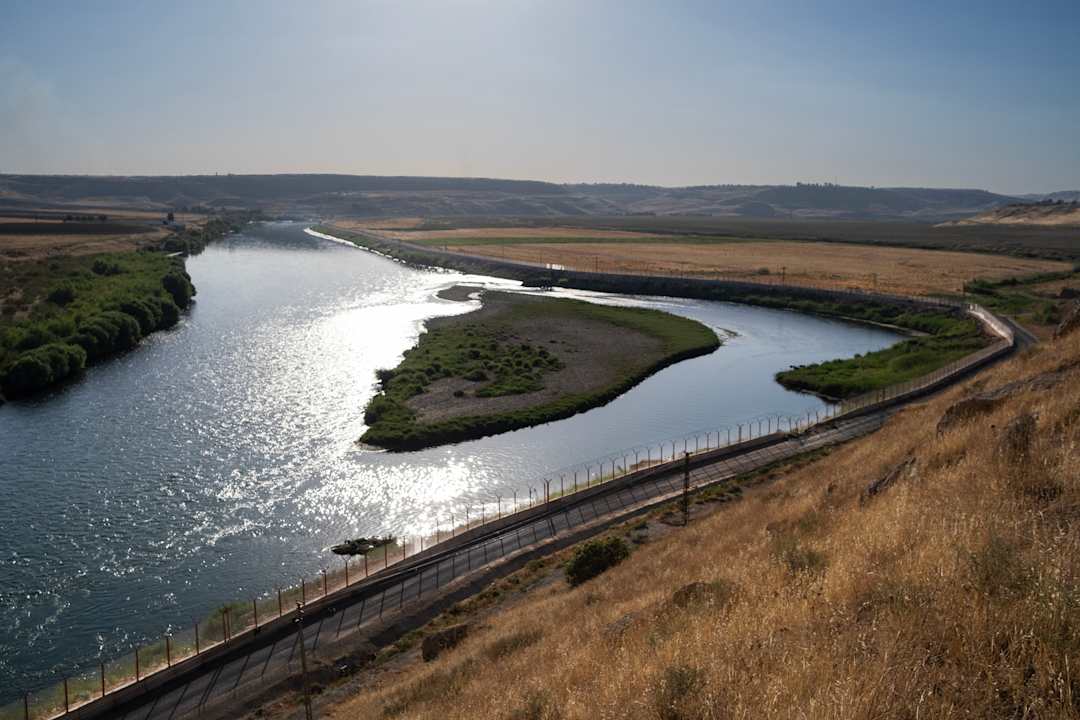 A Kurdish Photographer Records the Brutal Transformation of the Rivers ...
