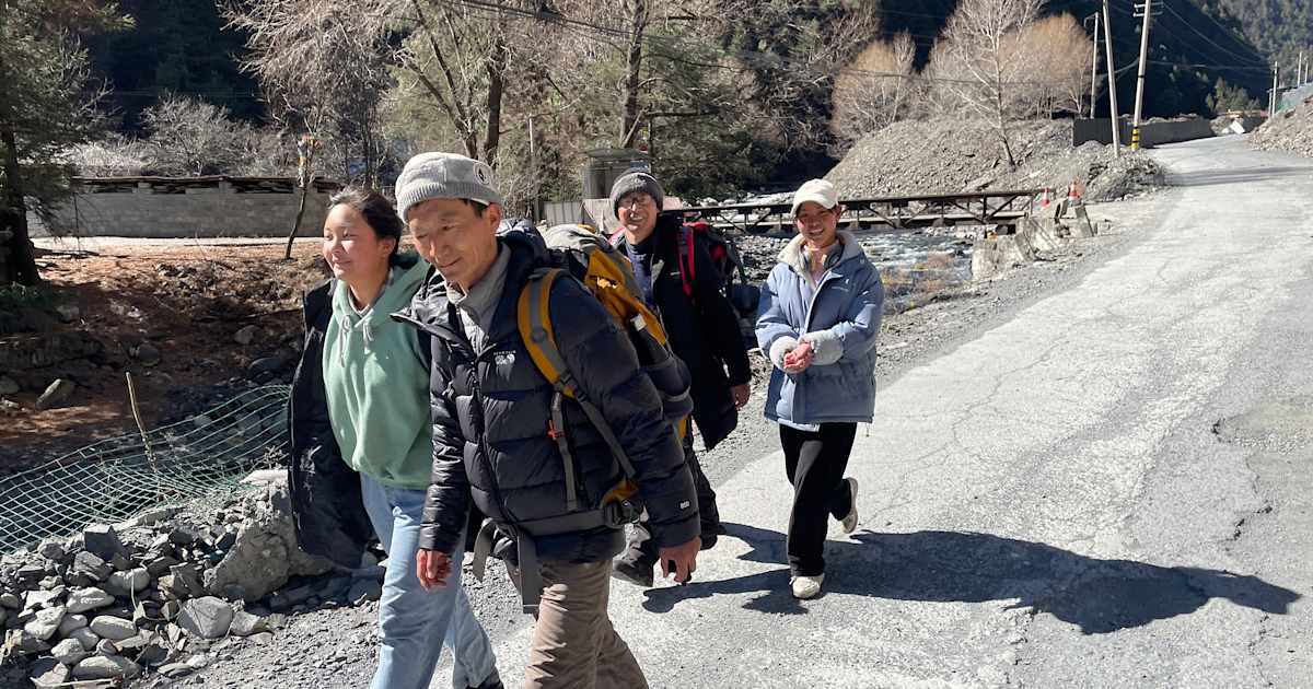 School of the Open Road: Two Students Join the Walk in Rural China